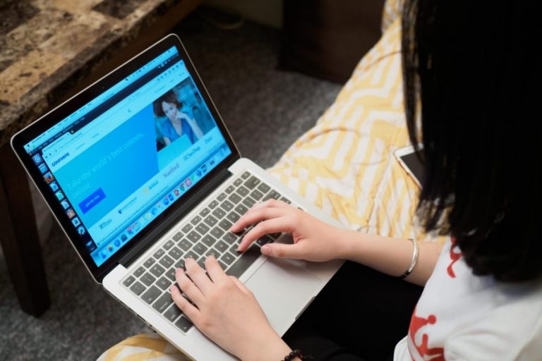 Steps to make Best Utilization of Online Training? - Coaching Paratu Carrera - College Finding Tips